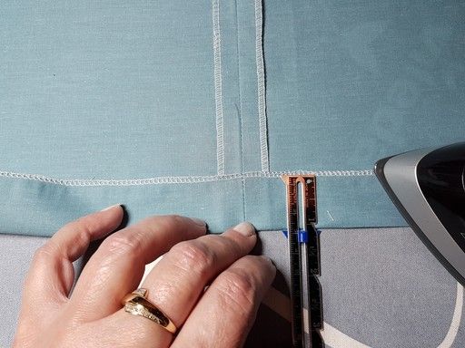 Coudre un ourlet simple piqué - Confection Tendance